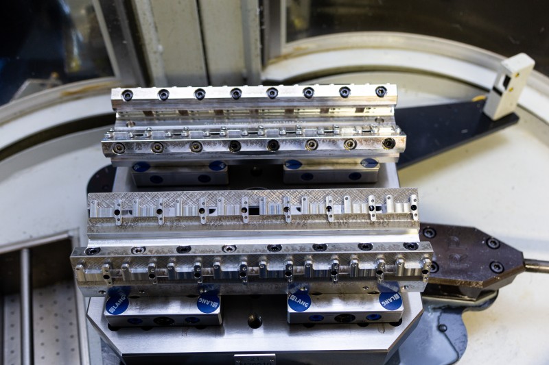 45270: Quick•Point® Clamping Studs | LANG Technik