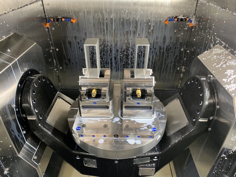 45407: Quick•Point® 5-Axis Riser | LANG Technik