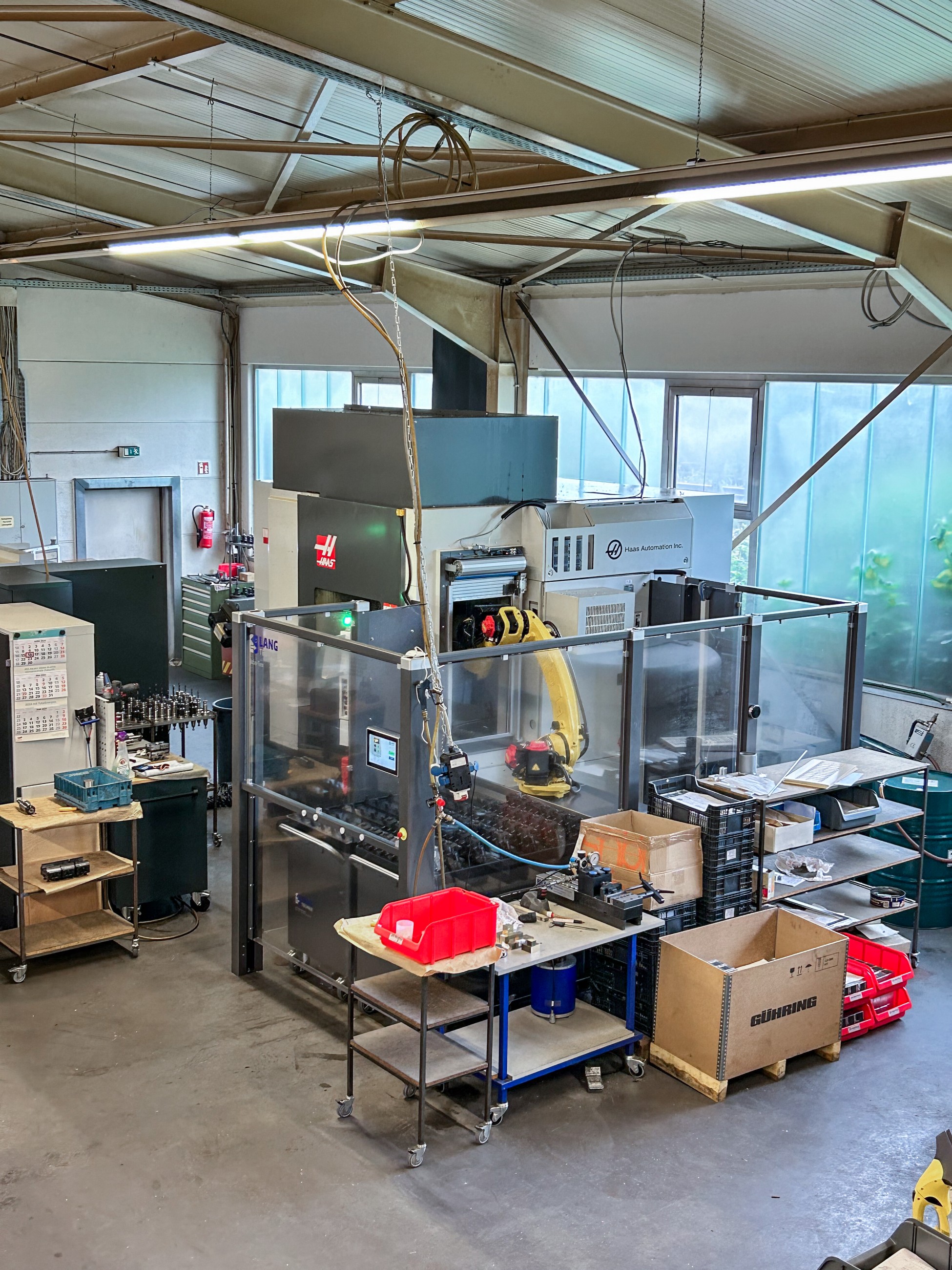 HAAS-Maschinen automatisieren | LANG Technik