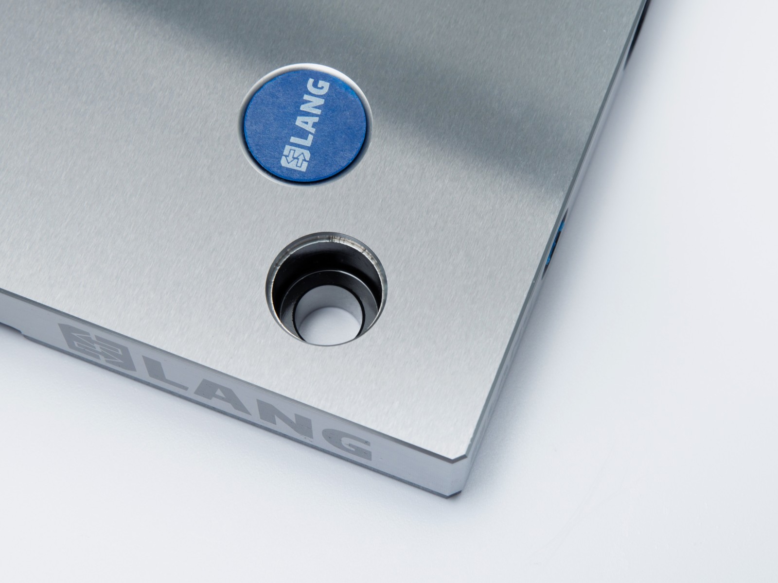 70005: Quick•Point® Quick•Tower Base Plate | LANG Technik